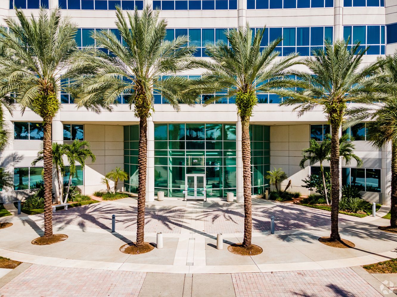 570 Carillon Parkway - 570 Carillon Pkwy, Saint Petersburg, FL 33716 ...