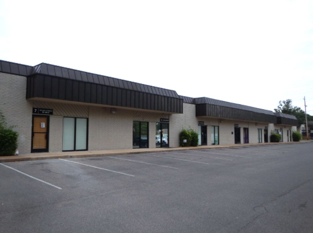 Office Space at 5830 Mt Moriah Rd in Memphis