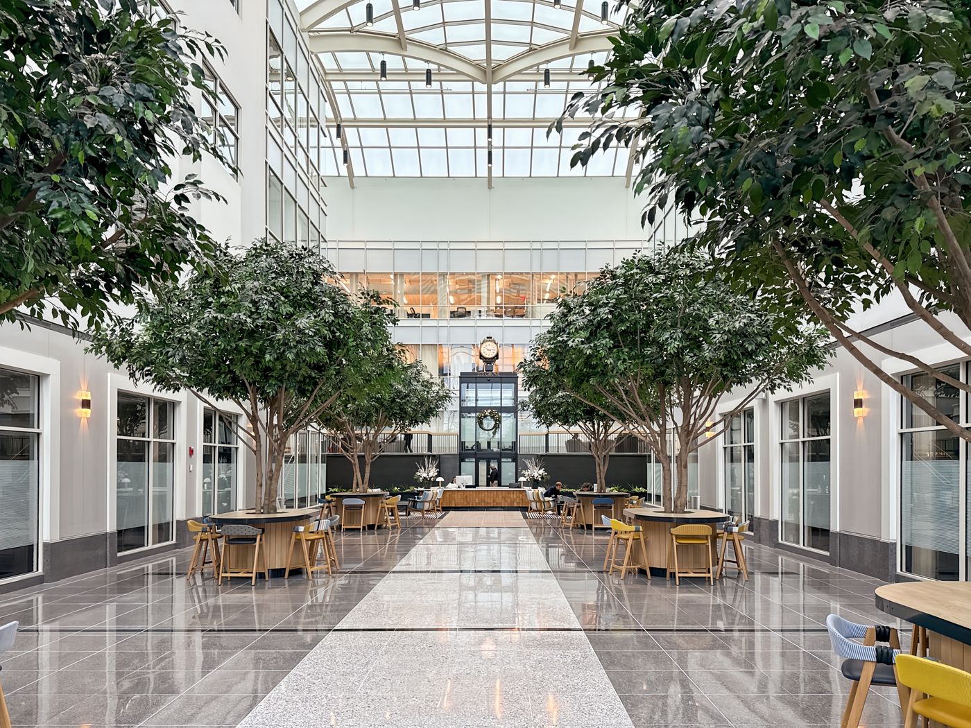 Serviced Offices at 275 Grove Street Riverside Center in Newton